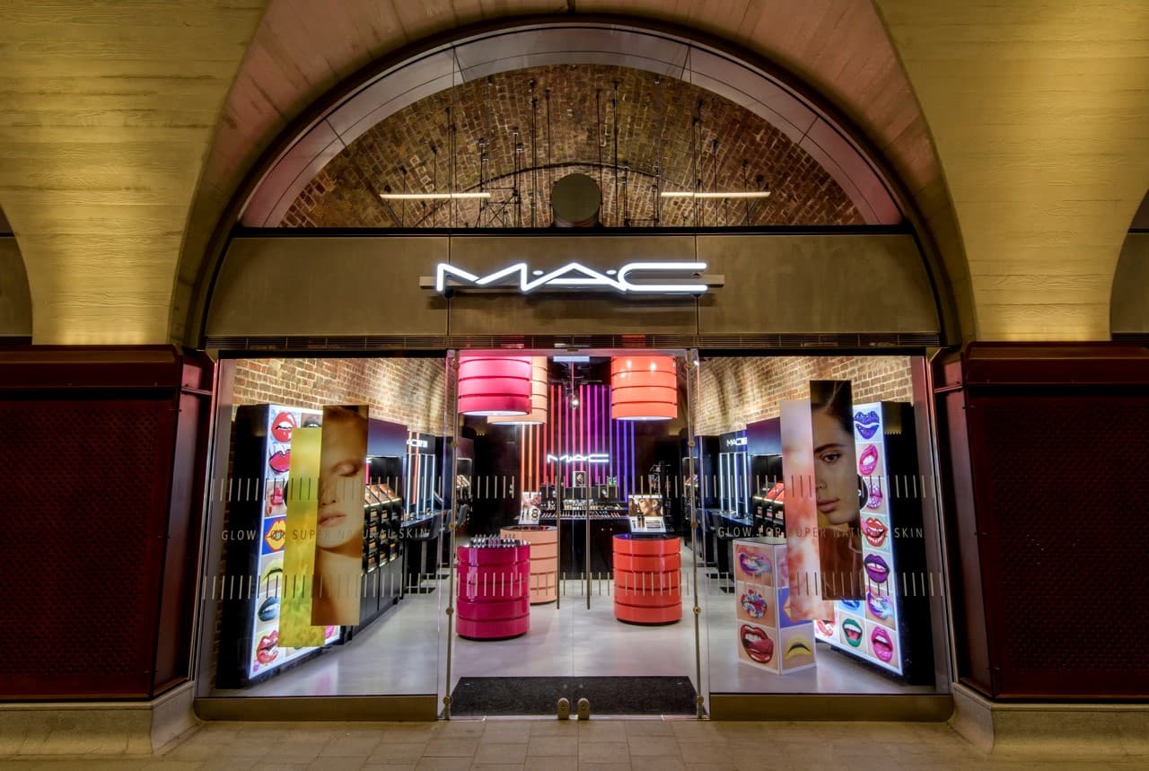 Office refurbishment & London fit out contractors - Cumberland Group